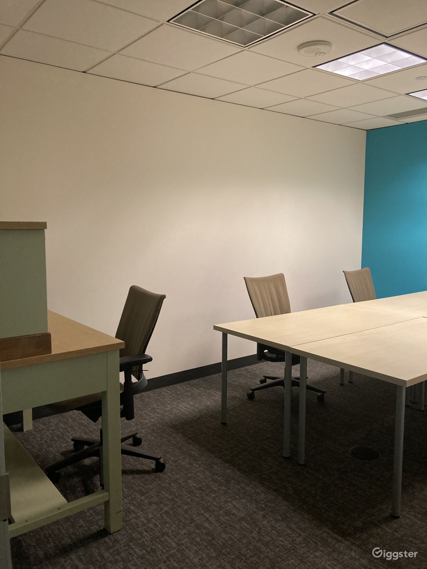 Lanai: Spacious Private Office For Small Groups | Rent this location on ...