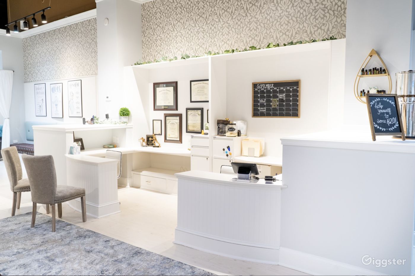 Retail Luxury Office | Rent this location on Giggster