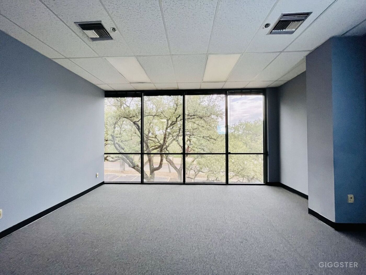 Creative Flexible Studio 66 | Rent this location on Giggster