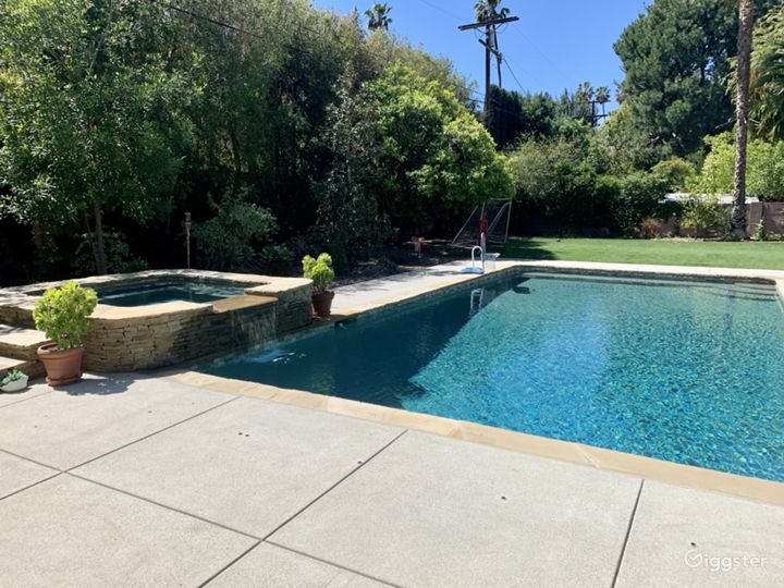 Encino Ranch Style Home on 1/2 acre | Rent this location on Giggster