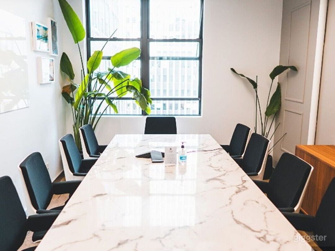8–10 Seat Boardroom-Style Meeting Space | Rent this location on Giggster