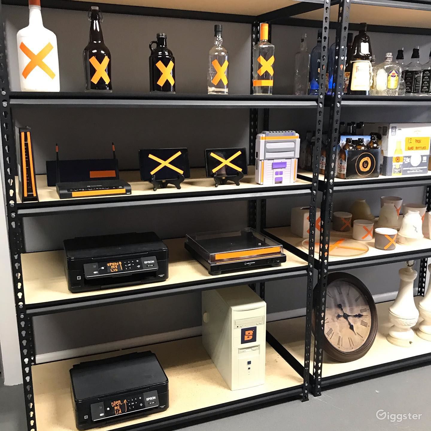 Breakthrough Smash Room (A Rage Room) | Rent this location on Giggster