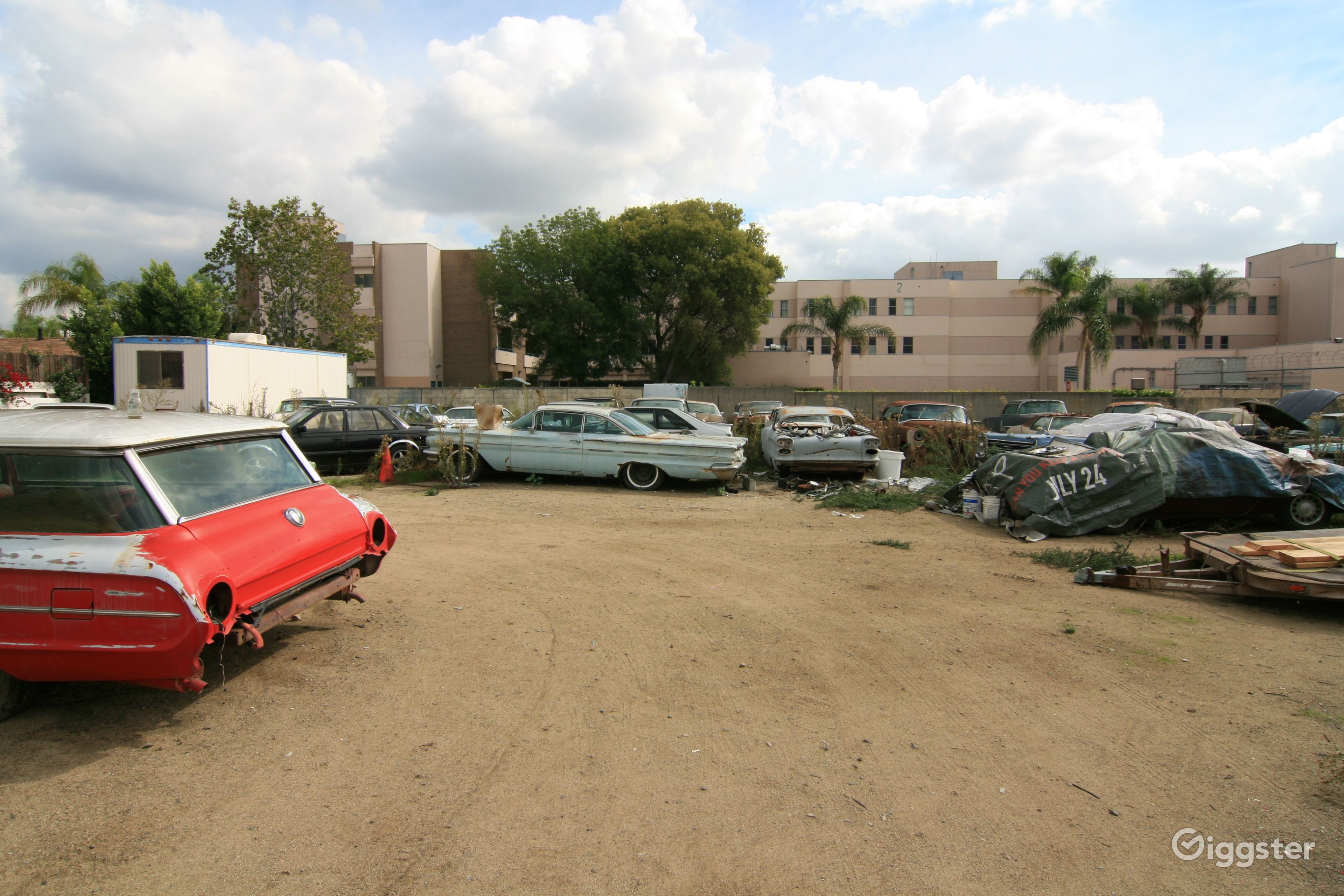 Pink Junk Yard | Rent this location on Giggster