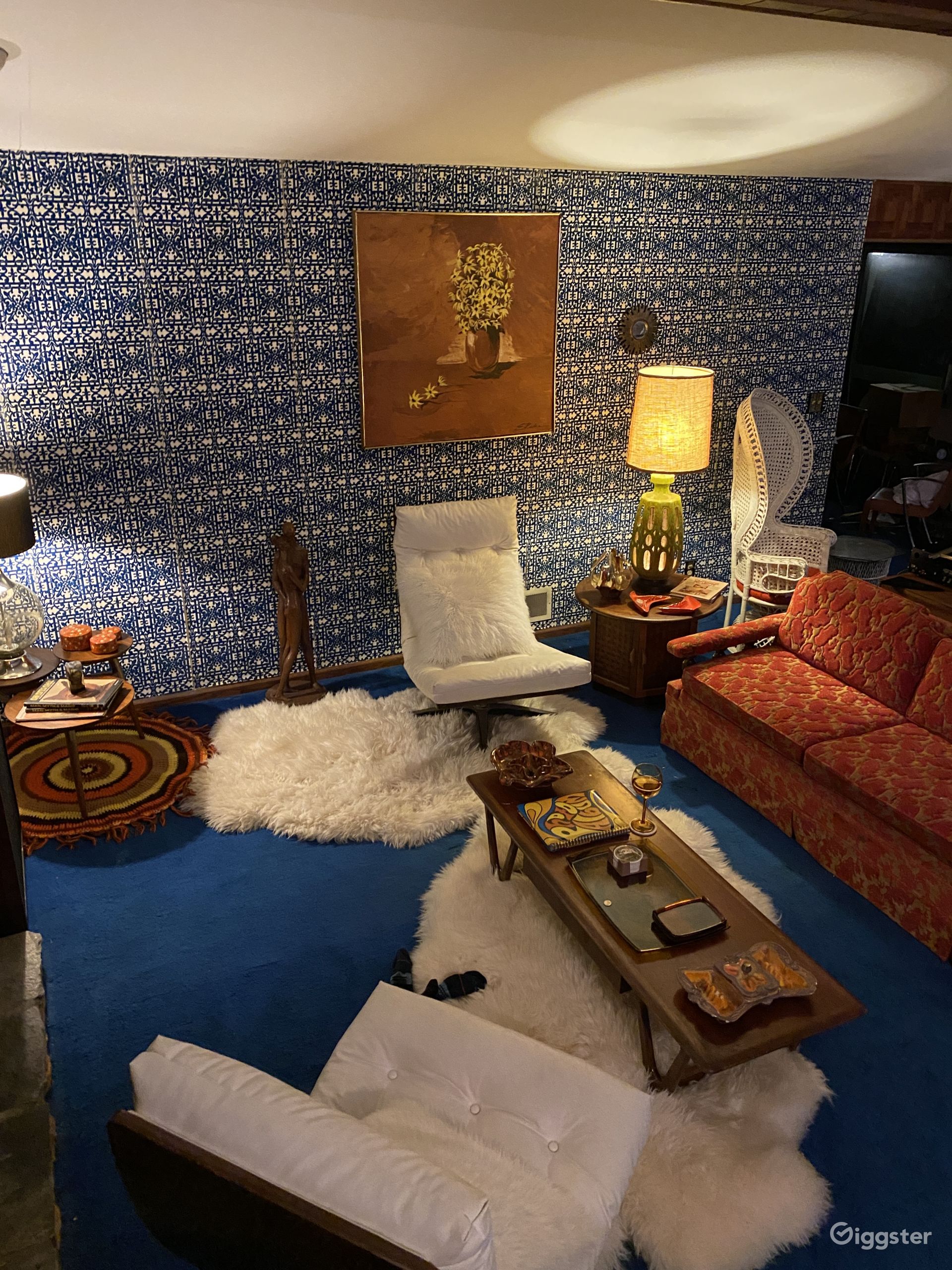 70's Style Retro Manor | Rent this location on Giggster