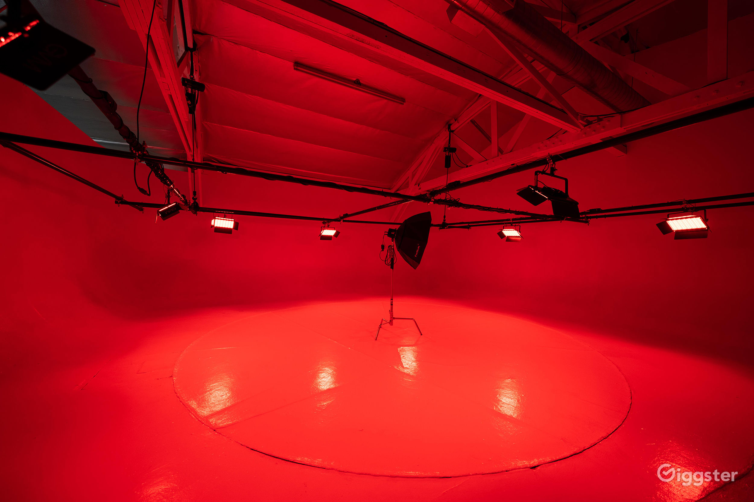 Studio With Car Turntable | Rent this location on Giggster