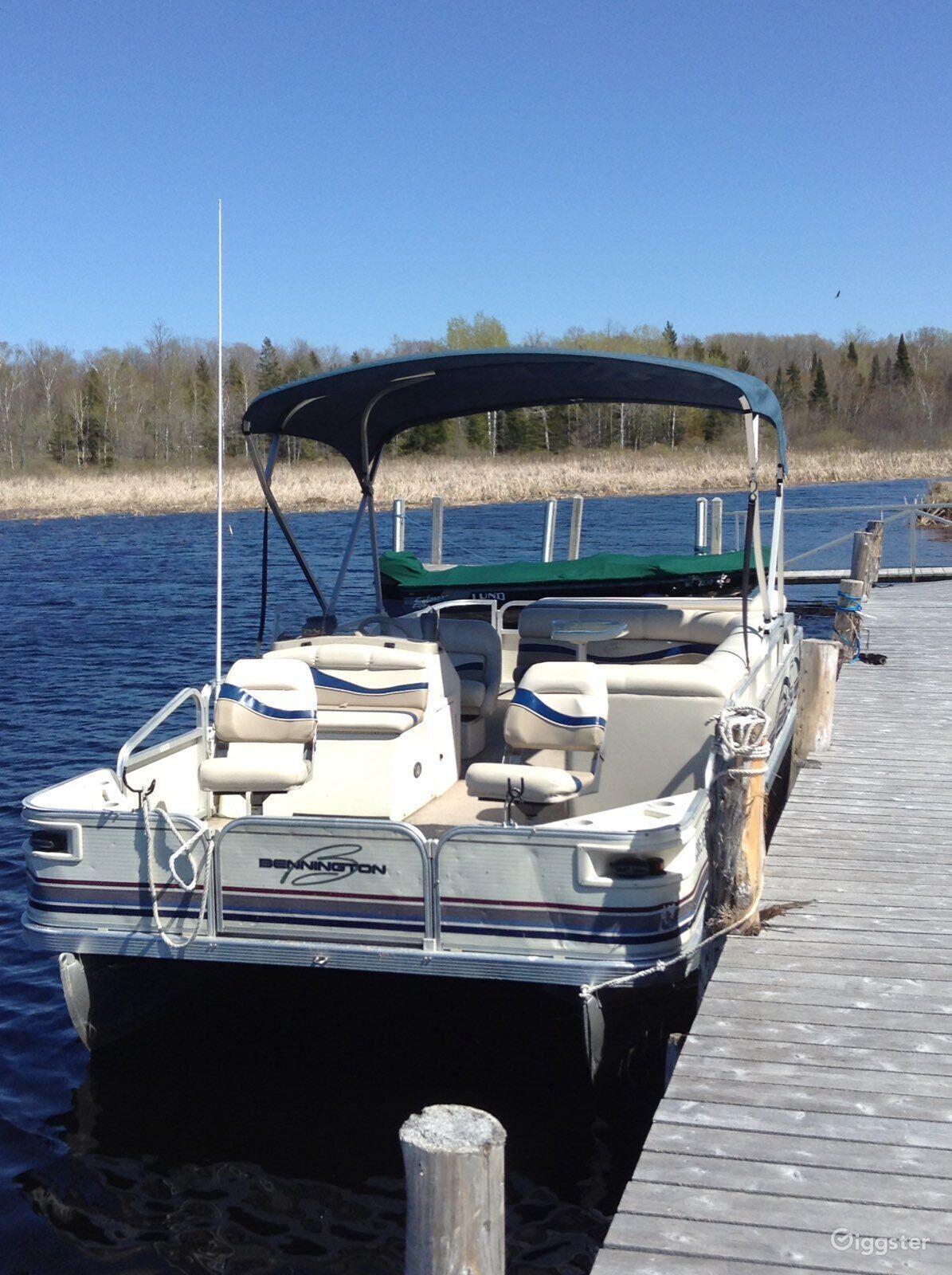 Well Equipped Pontoons and Airplane | Rent this location on Giggster