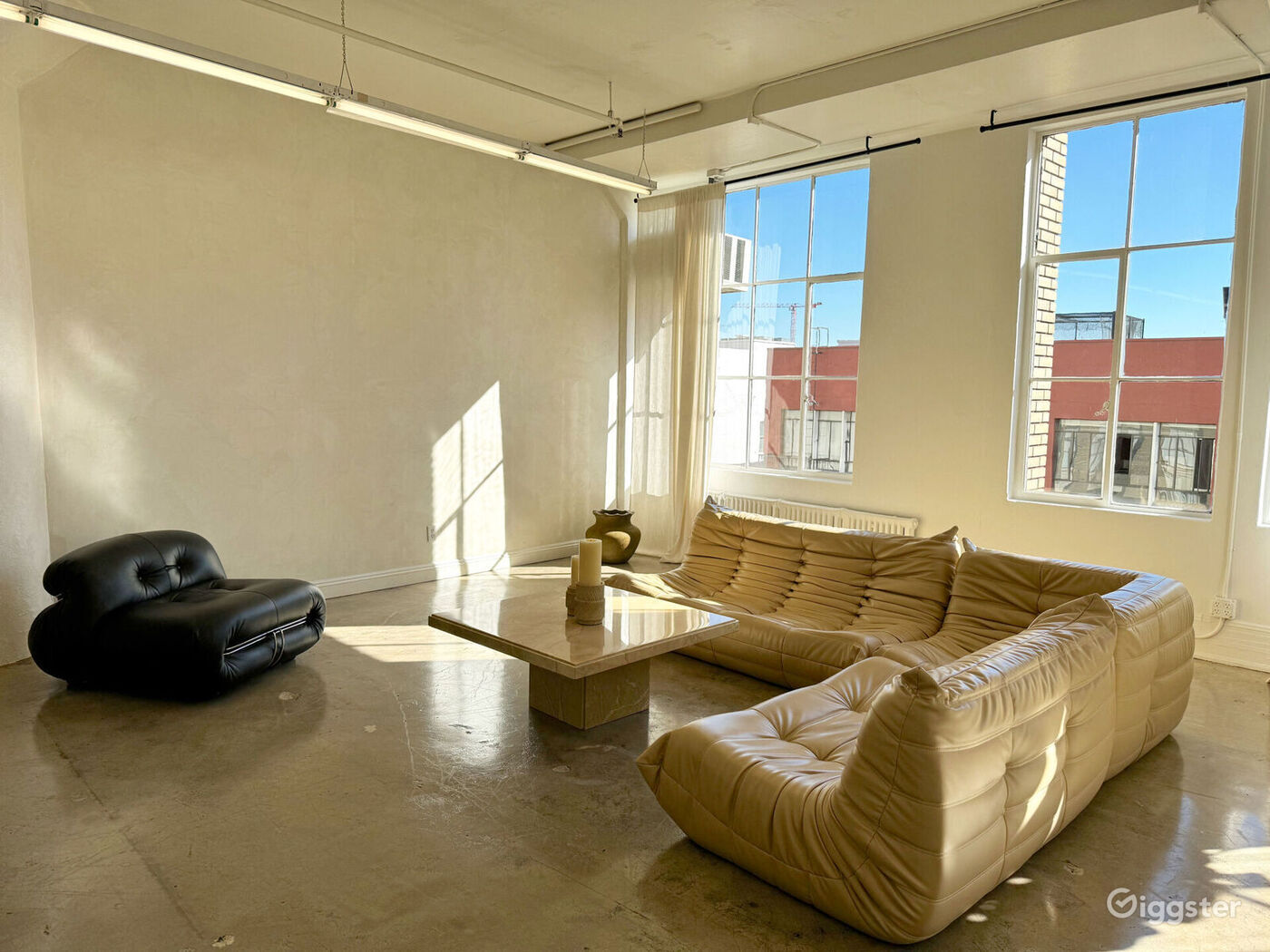 DTLA LOFT GREAT VIEW & NATURAL LIGHTING 3229 SQFT | Rent this location ...