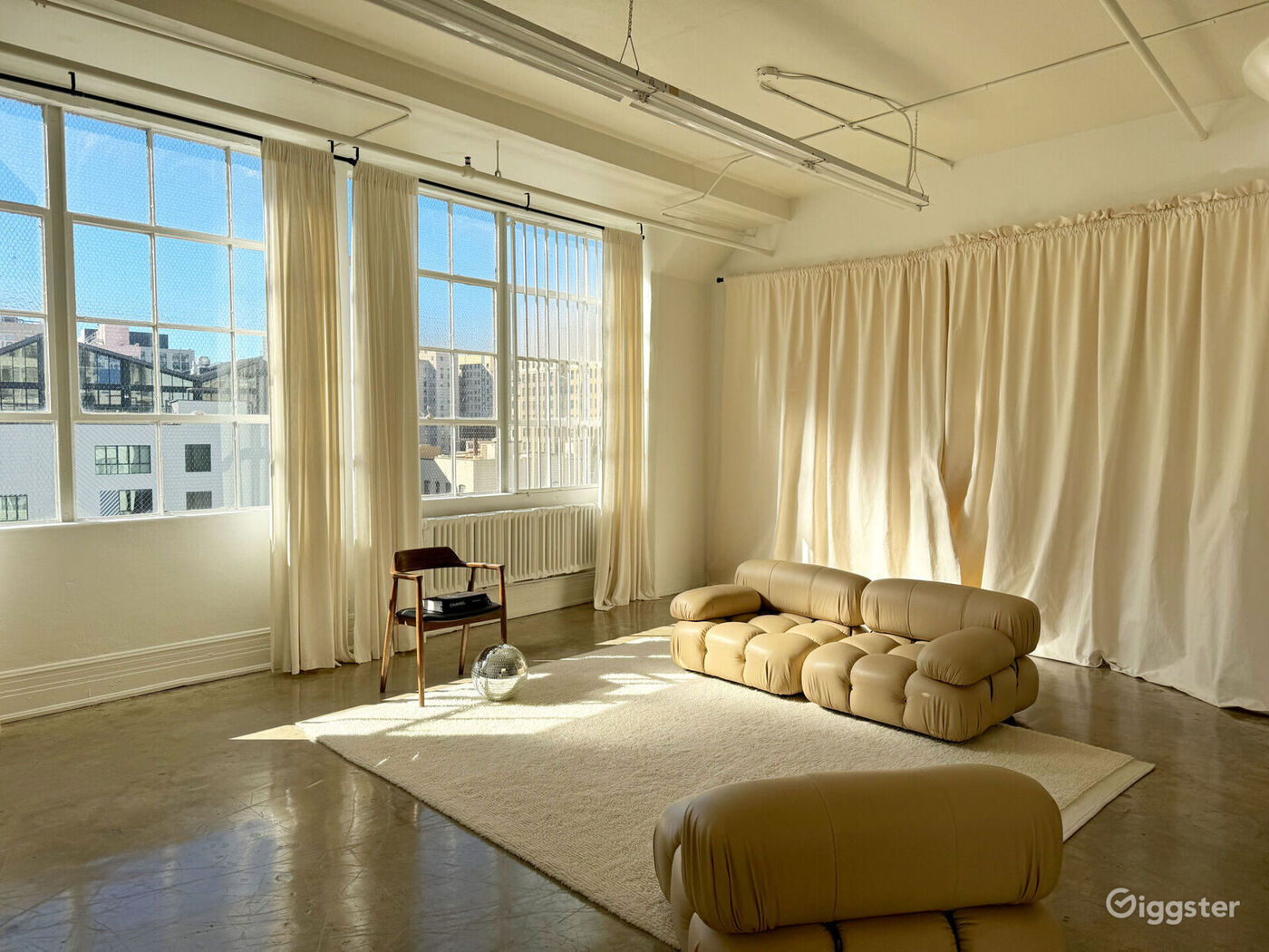 DTLA LOFT GREAT VIEW & NATURAL LIGHTING 3229 SQFT | Rent this location ...