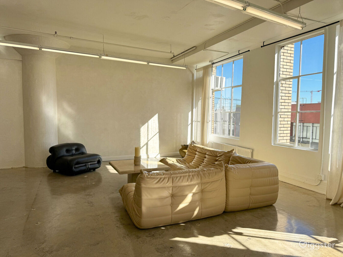 DTLA LOFT GREAT VIEW & NATURAL LIGHTING 3229 SQFT | Rent this location ...
