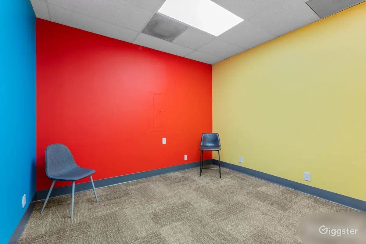 The Multi-Color Room for Production | Rent this location on Giggster