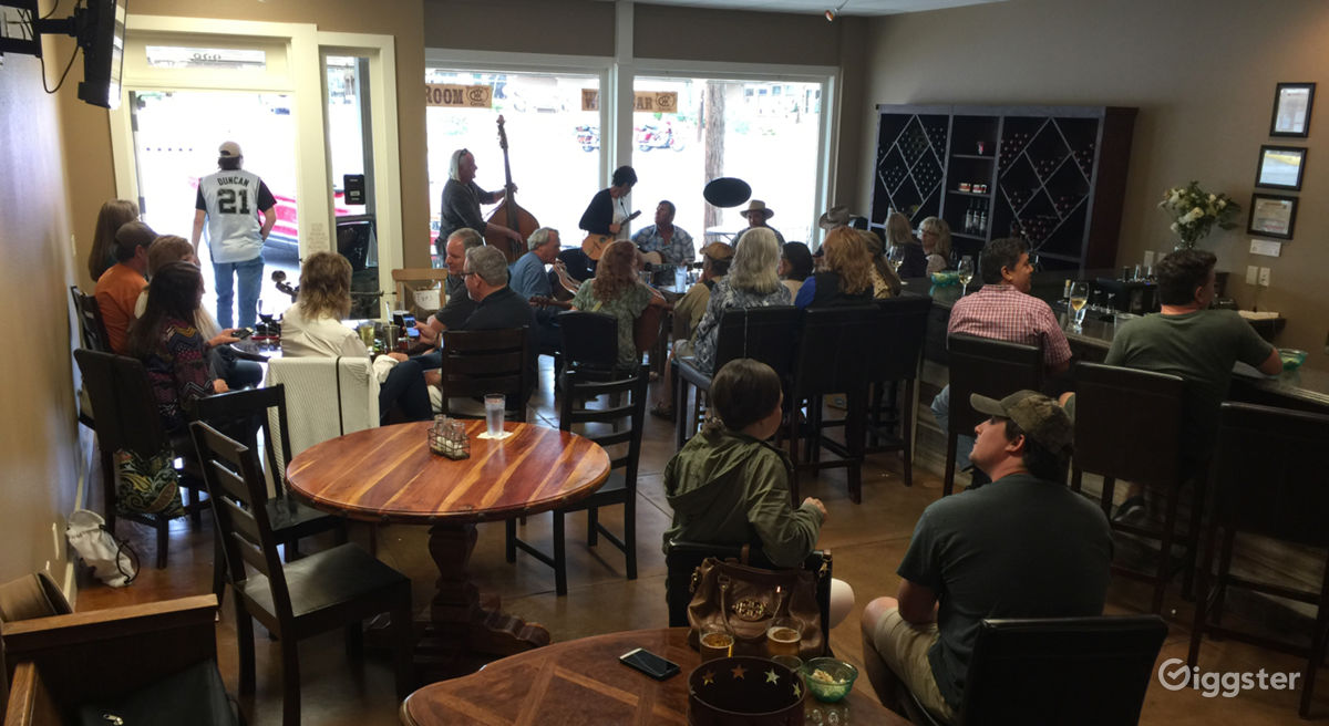 The BEST 10 Graduation Party venues for rent near me | Giggster