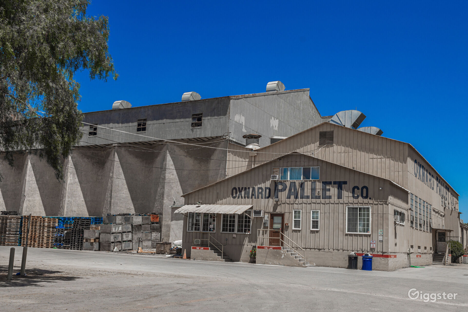 Oxnard Pallet industrial plant | Rent this location on Giggster