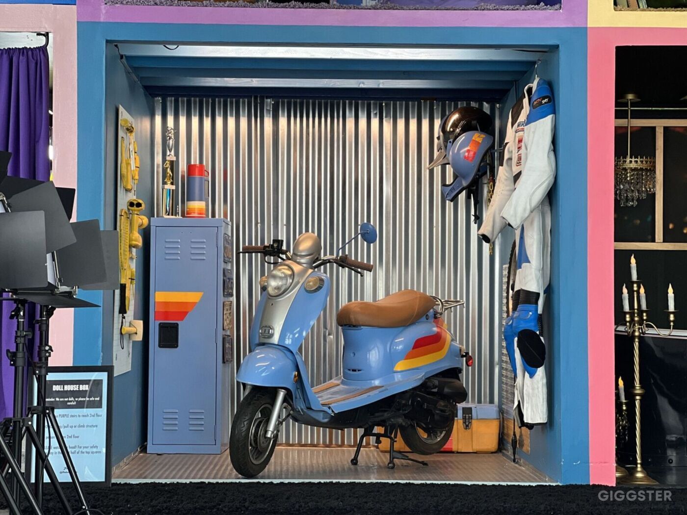 Life Sized Doll House • E-Commerce • Boxie Studio! | Rent this location ...