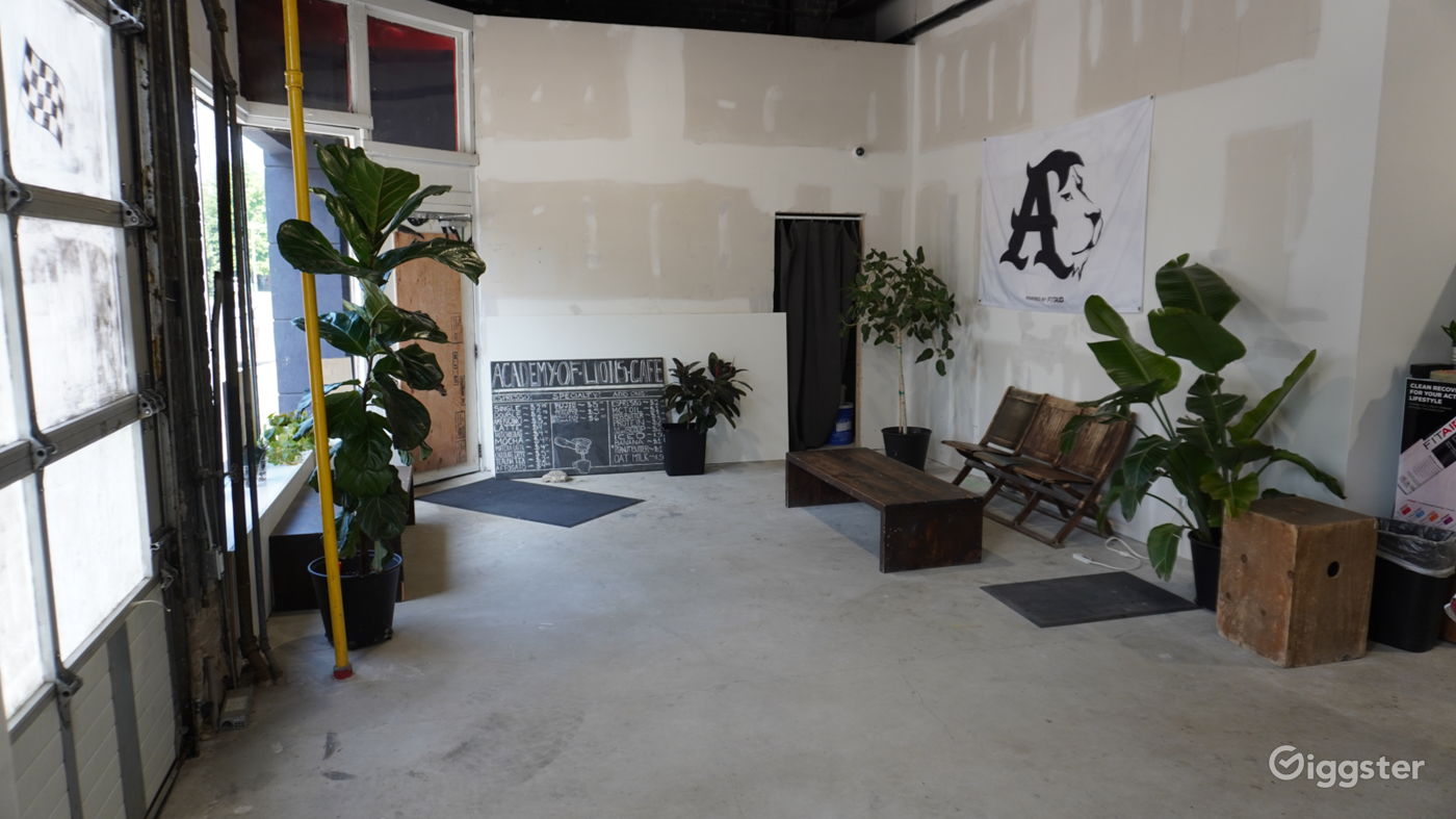 Prime Downtown Open Concept Fitness Facility | Rent this location on ...