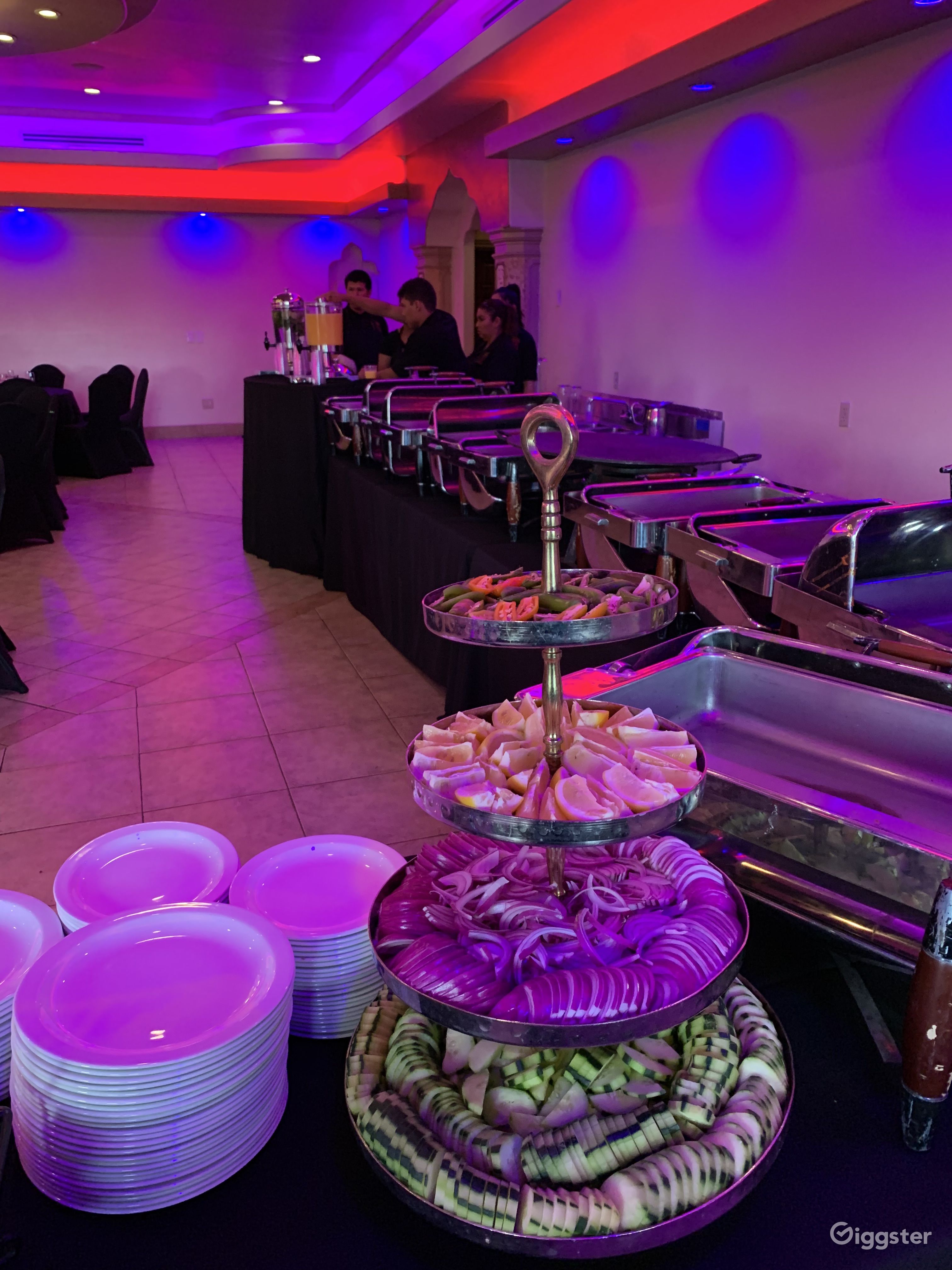 Spacious Multi-Use Event Venue | Rent this location on Giggster