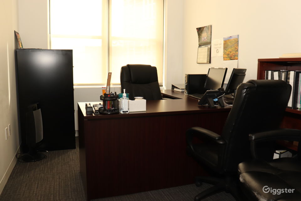 Prosaic 6000sq ft Office Space | Rent this location on Giggster