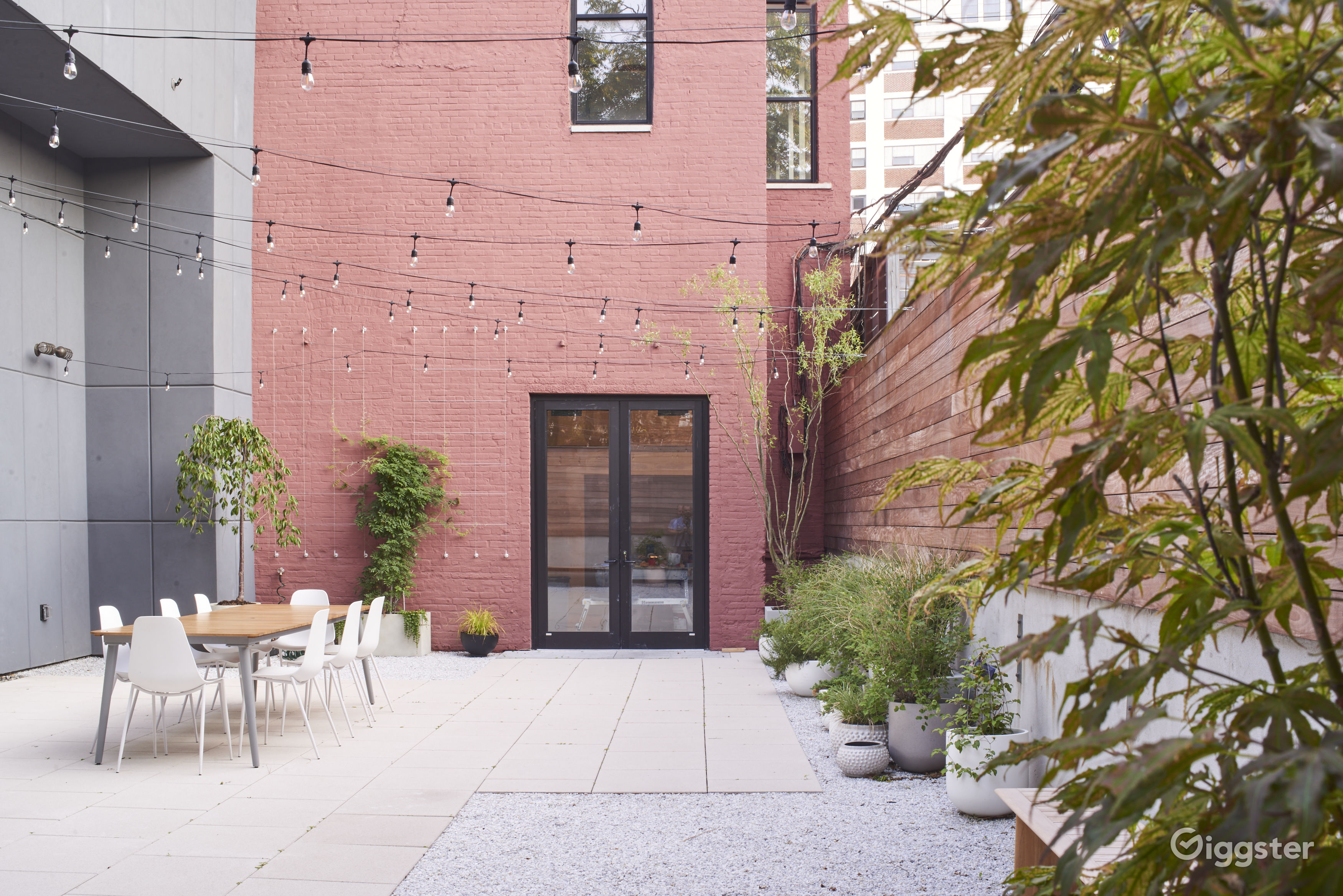Bright Fort Greene Loft with Backyard & Rooftop | Rent this location on ...