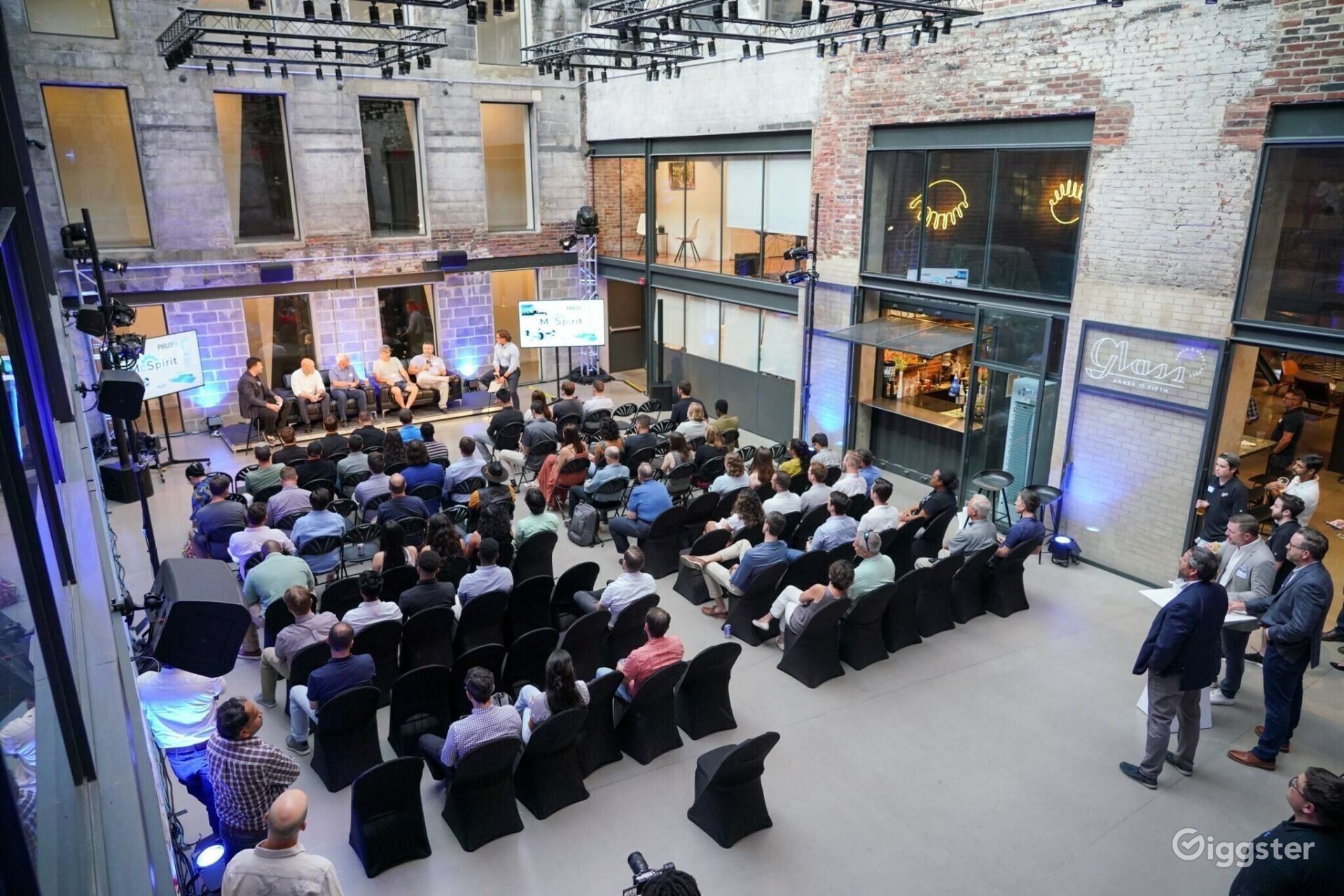 The BEST 10 Influencer spaces for rent near me | Giggster