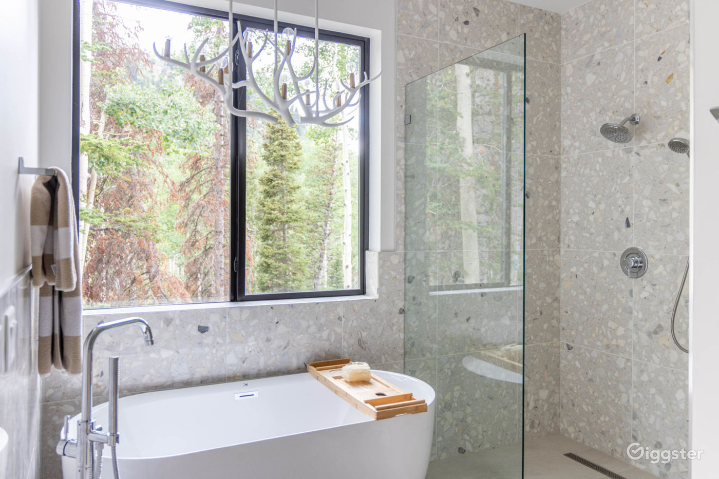 Scandinavian Modern Mountain Cabin | Rent this location on Giggster