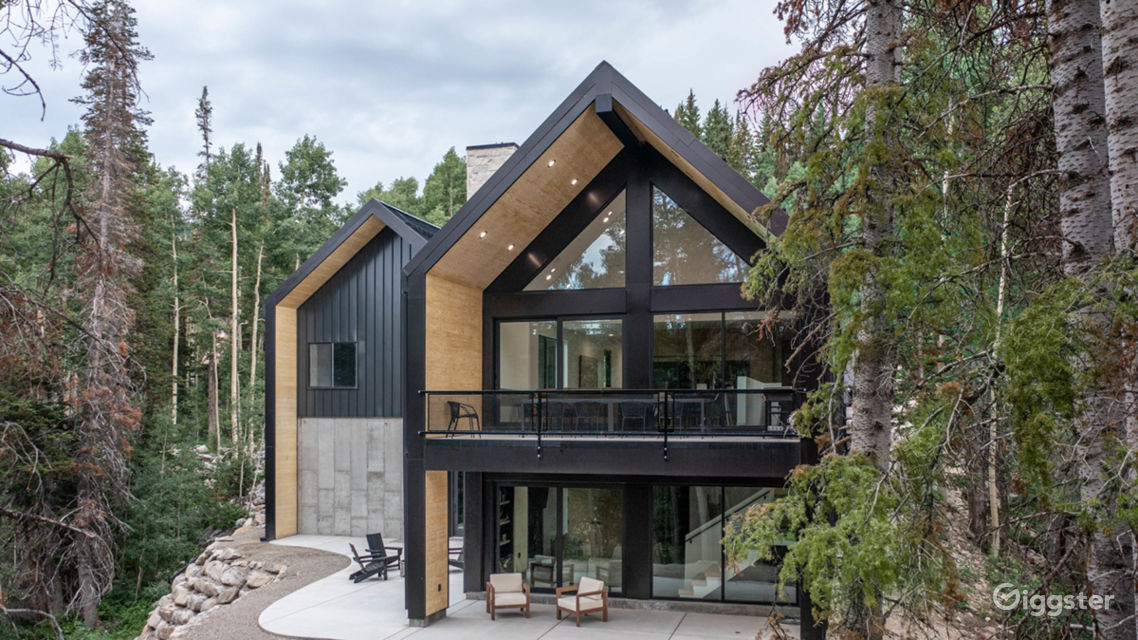 Scandinavian Modern Mountain Cabin | Rent this location on Giggster