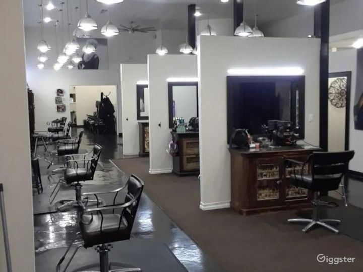 Trendy and Classy Beauty Salon in Los Angeles | Rent this location on ...