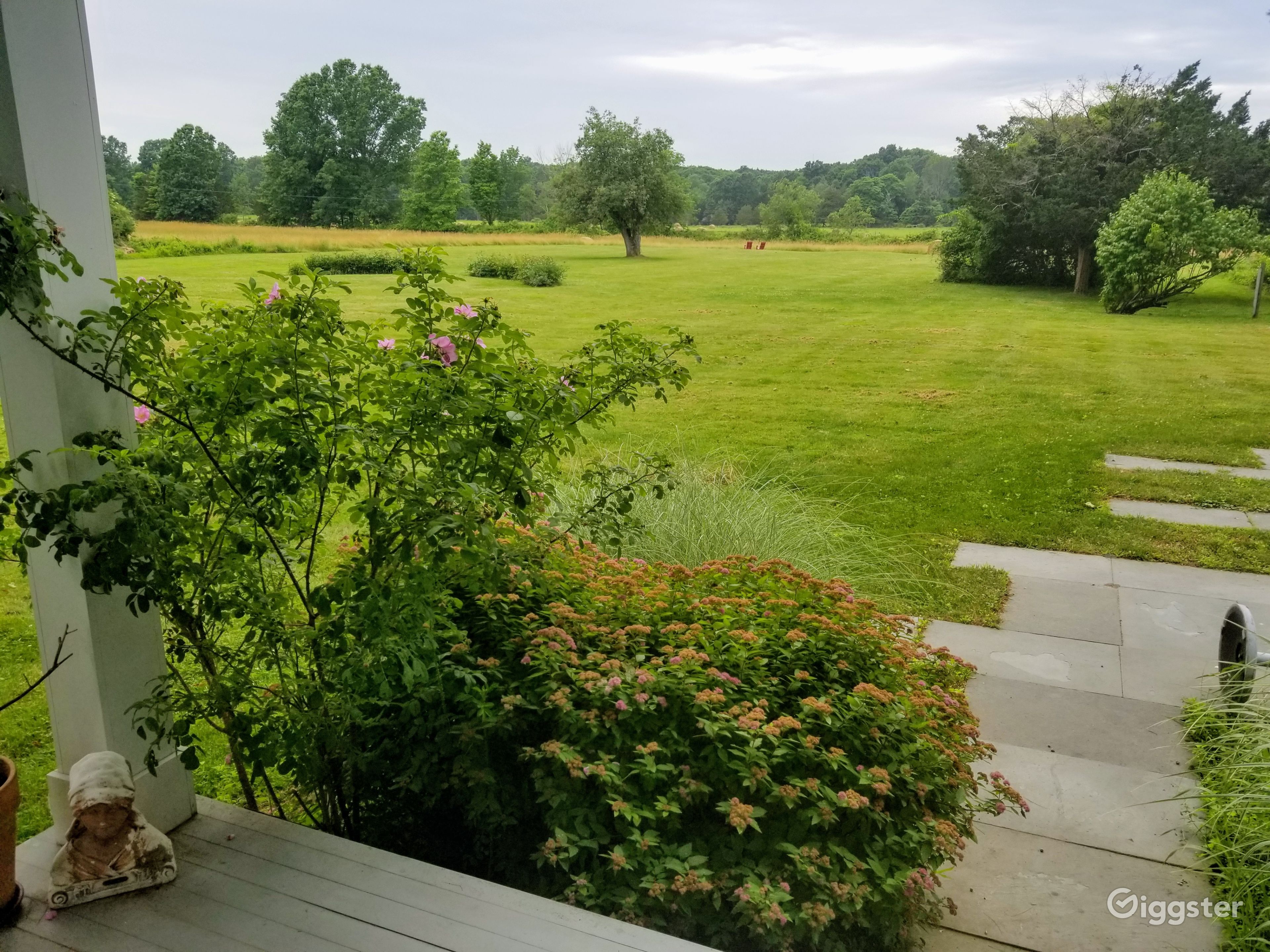 Charming Colonial house, bucolic farm setting | Rent this location on ...