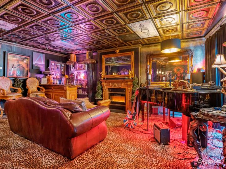 Old Hollywood Style Speak Easy Club/Music Studio | Rent this location ...