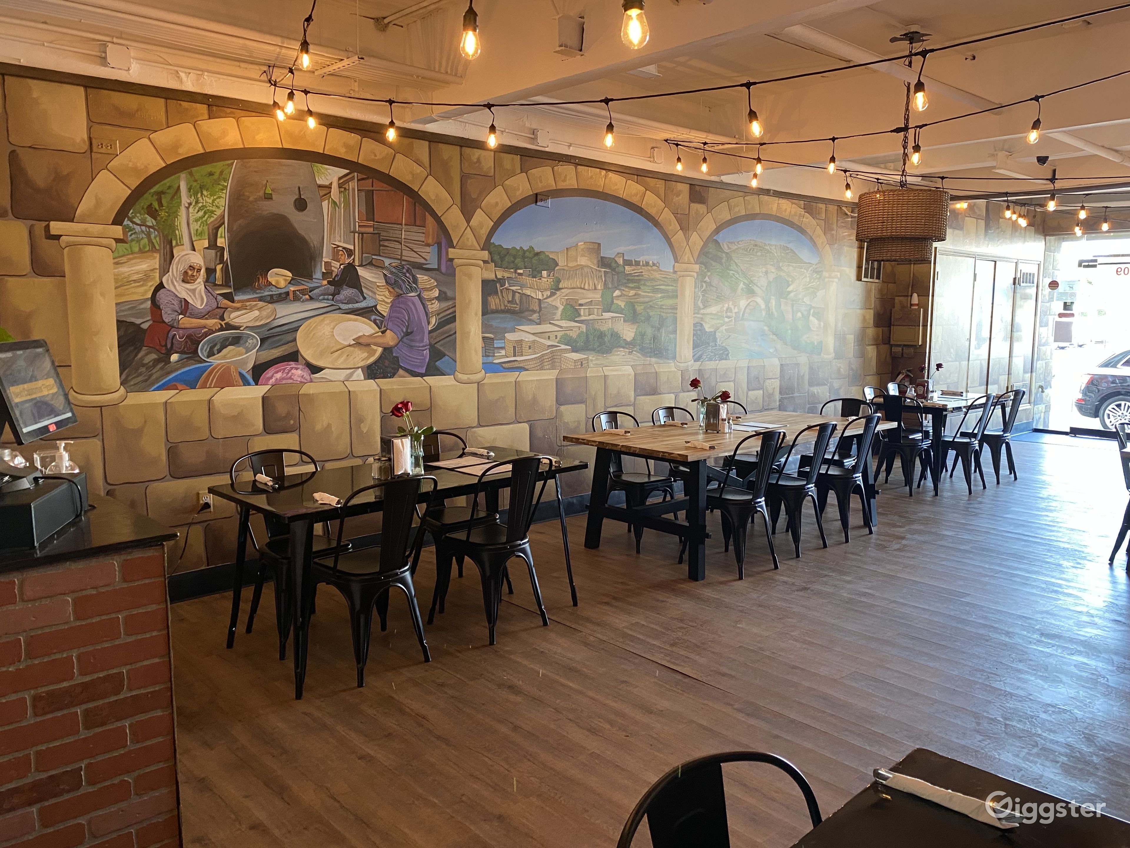 800 sq Restaurant commercial space | Rent this location on Giggster