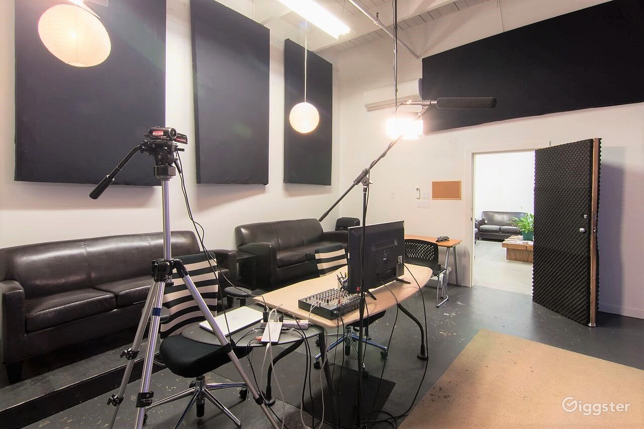Soundproof Production Studio | Rent this location on Giggster