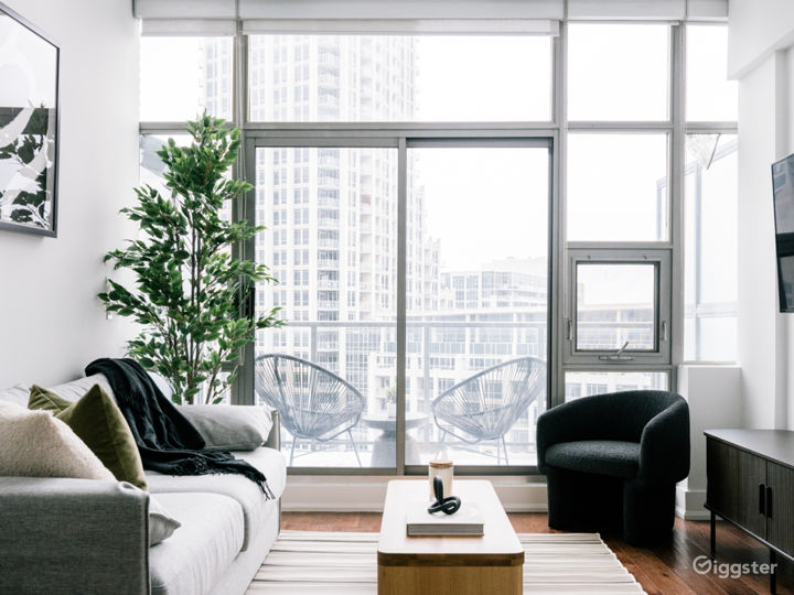 Waterfront 16 ft ceiling 2-storey loft | Rent this location on Giggster