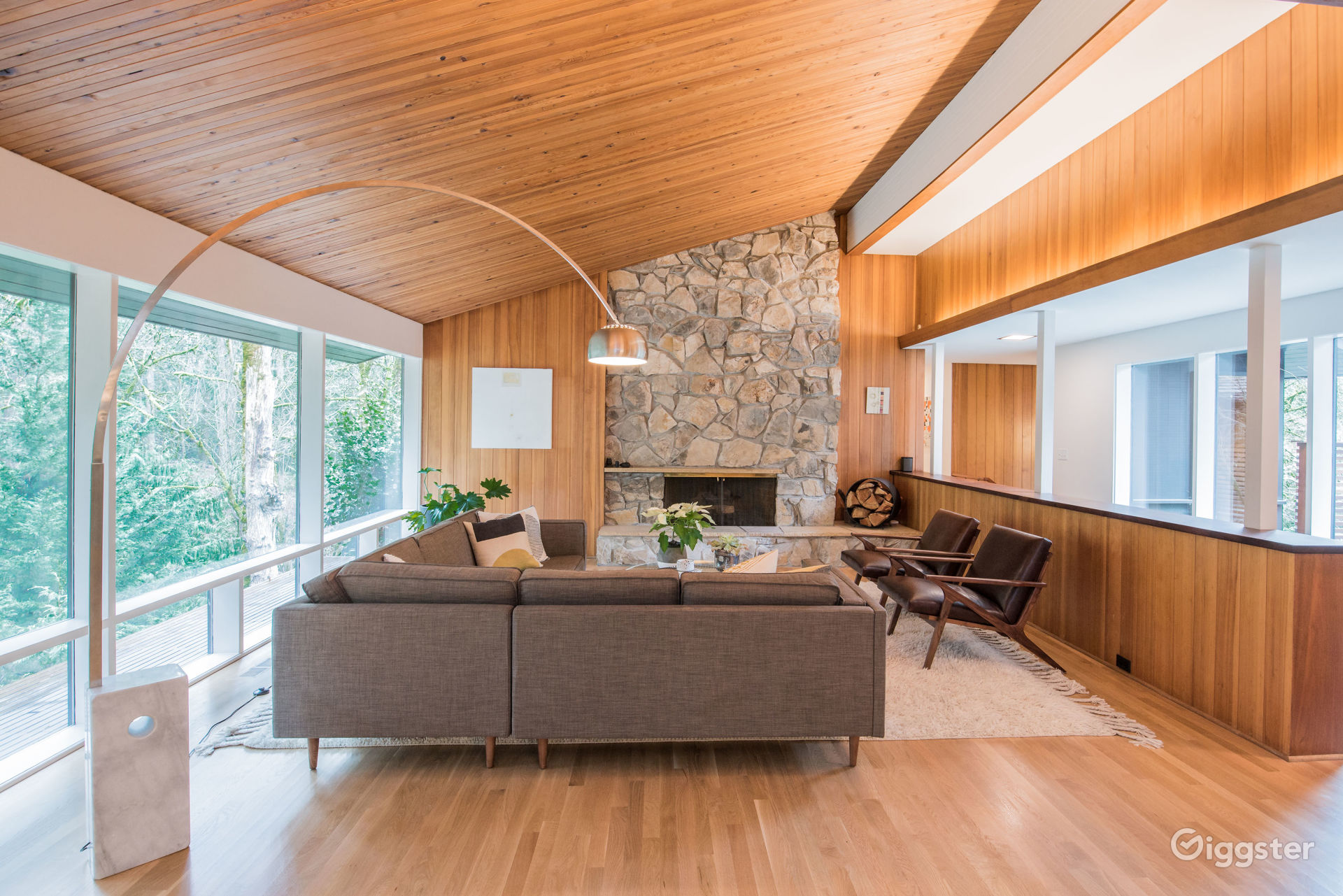 Mid-Century Modern Home on Private Tree-lined Lot | Rent this location ...