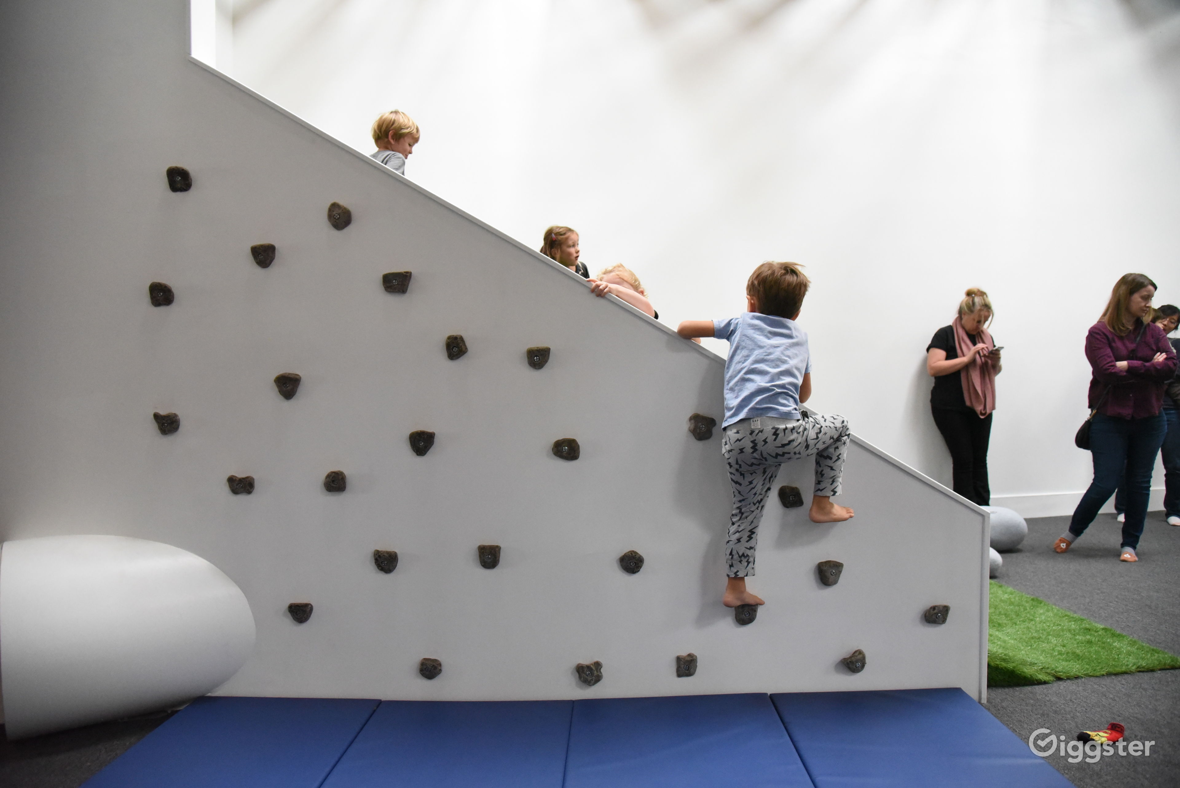 Unique Children's Playspace | Rent this location on Giggster