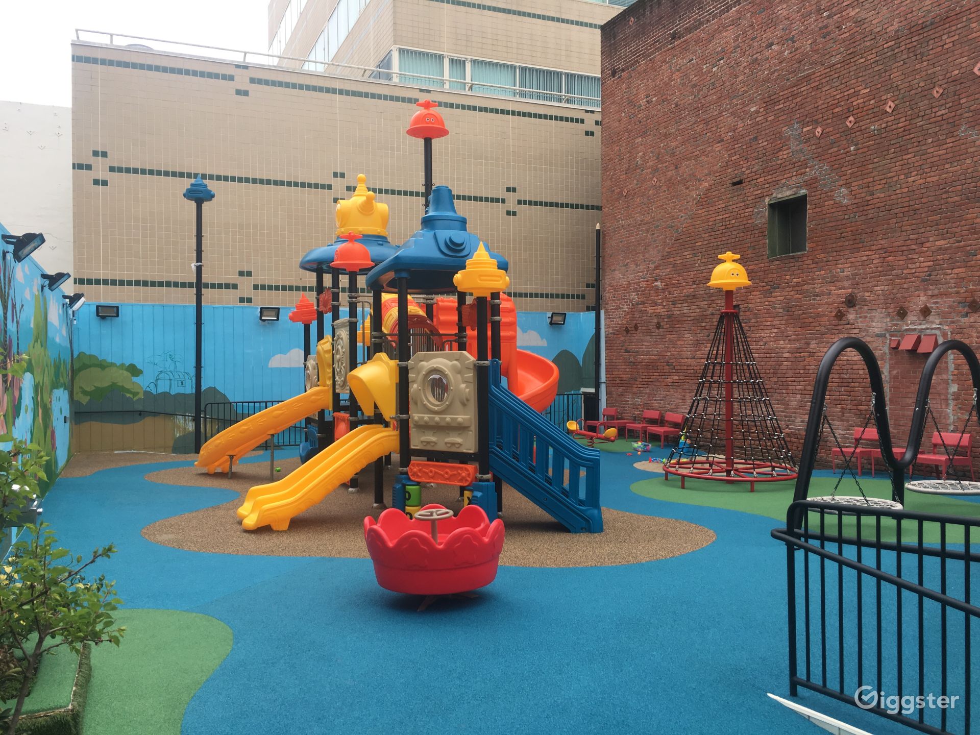 Indoor/Outdoor Children's Playground for Birthdays | Rent this location ...