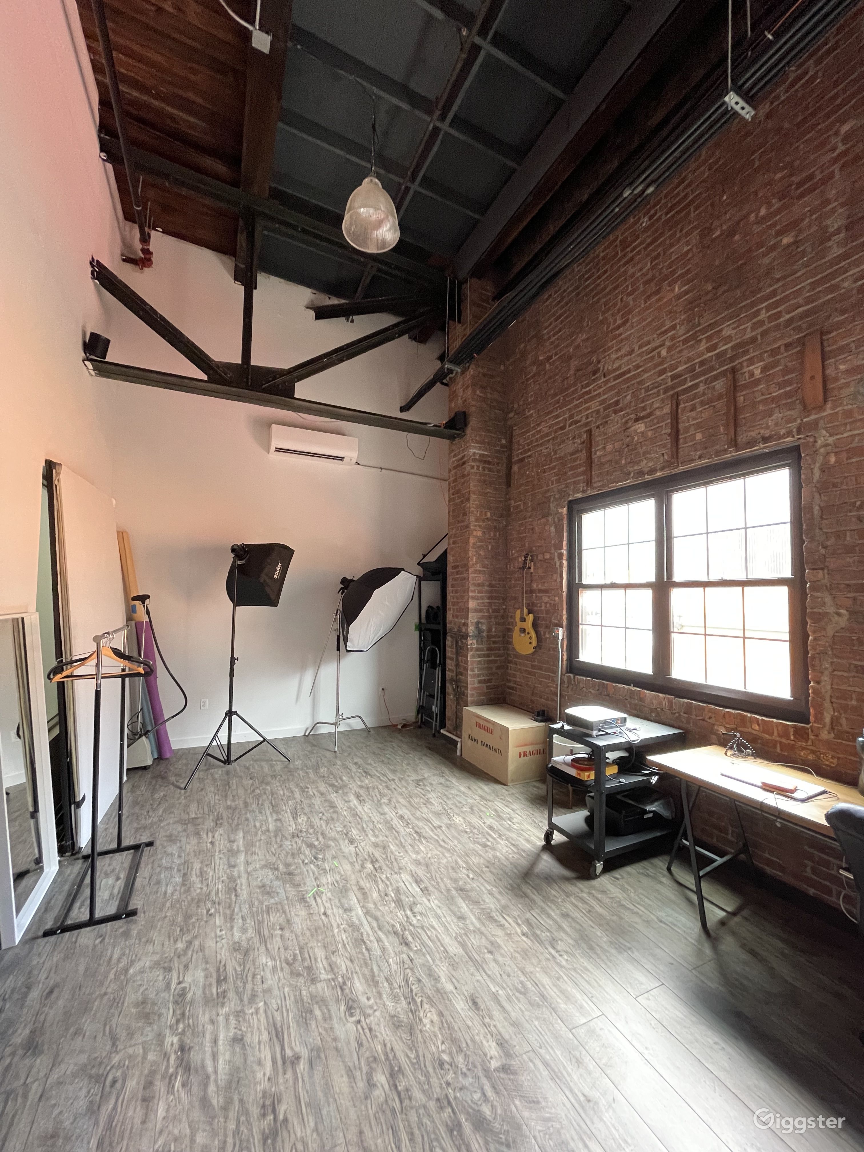 Portrait and Editorial Studio for Rent | Rent this location on Giggster