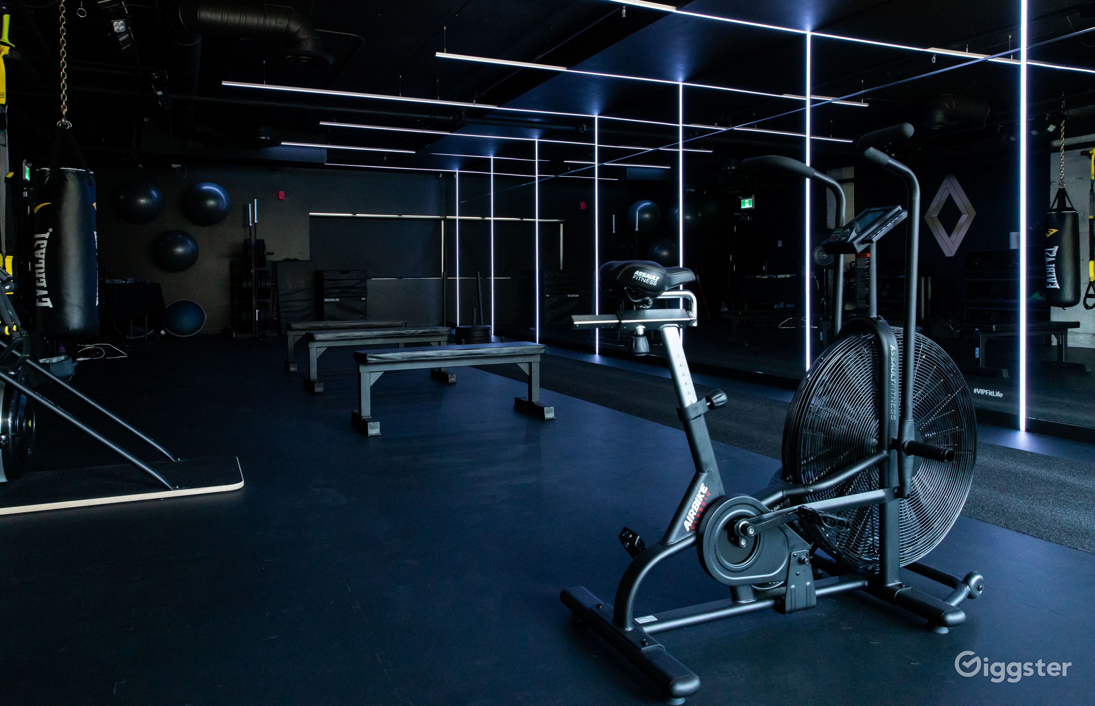 Unique Nightclub Fitness Studio | Rent this location on Giggster