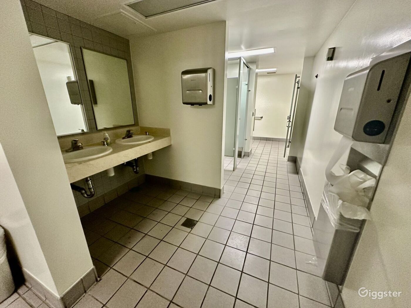 RESTROOMS (LAX) | Rent this location on Giggster