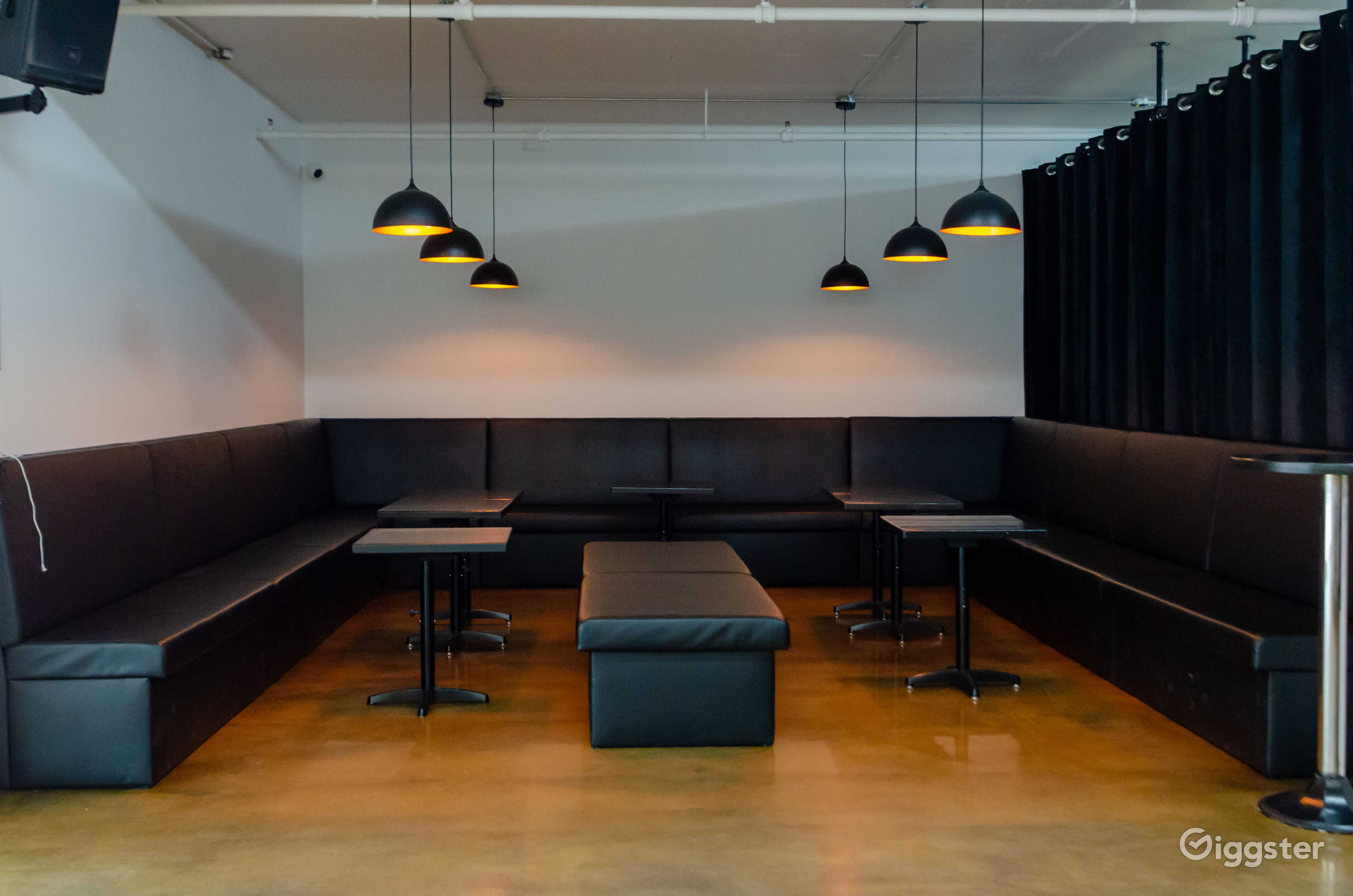 Incredible party lounge/studio: MTL Palladium | Rent this location on ...