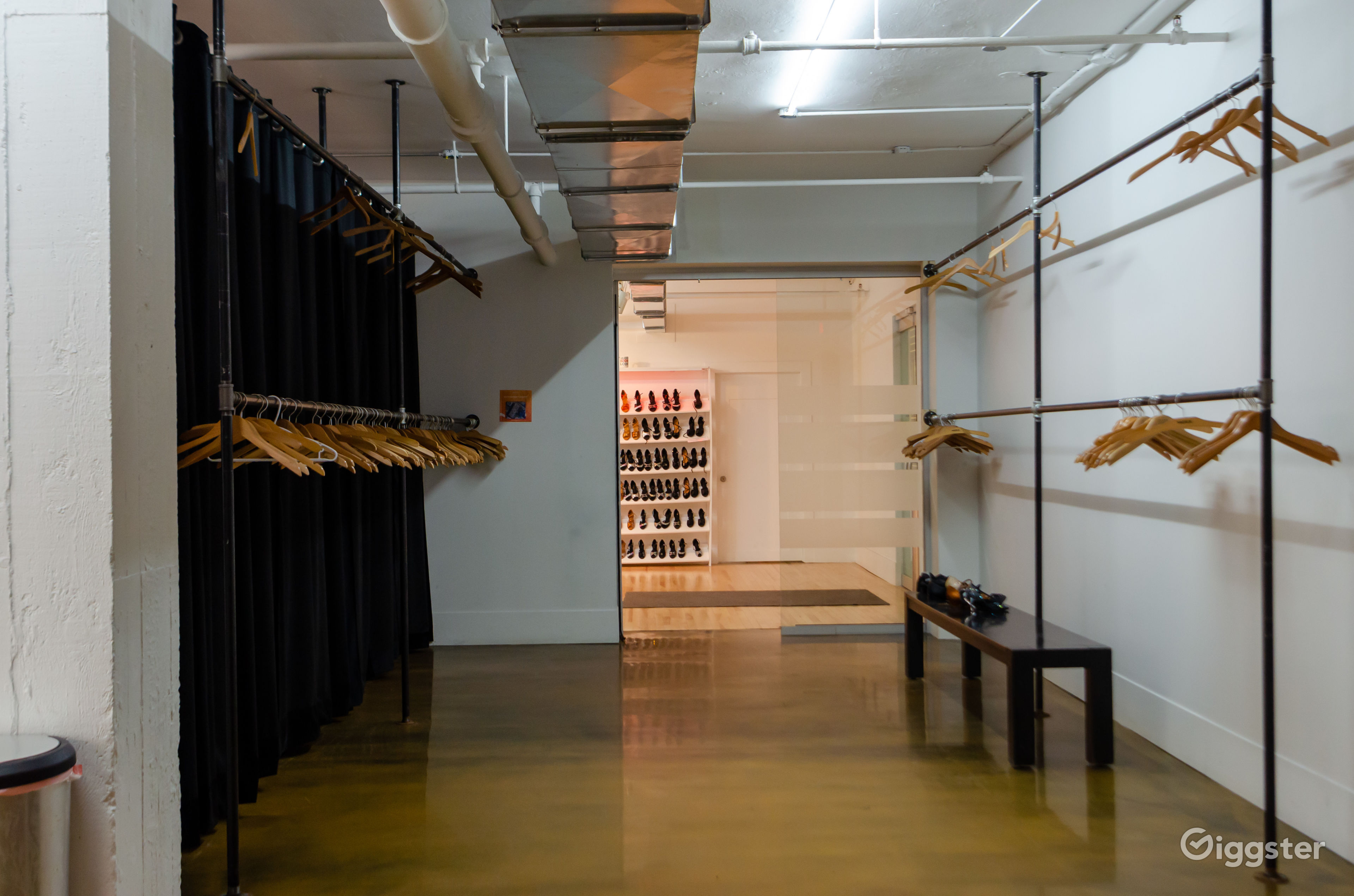 Incredible party lounge/studio: MTL Palladium | Rent this location on ...