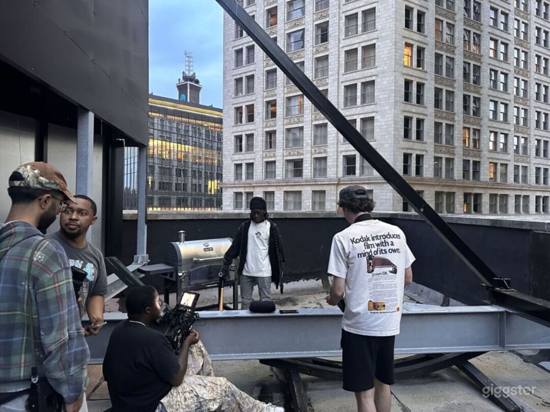 Downtown Historic Rooftop Content Filming Area | Rent this location on ...