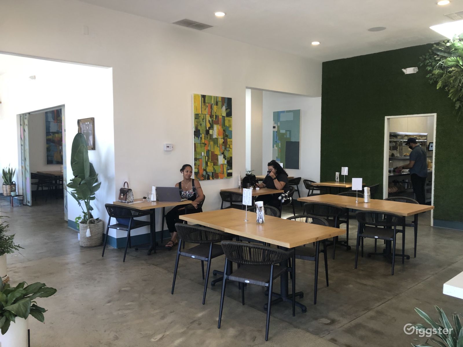 The BEST 10 Small Party venues to rent near me | Giggster