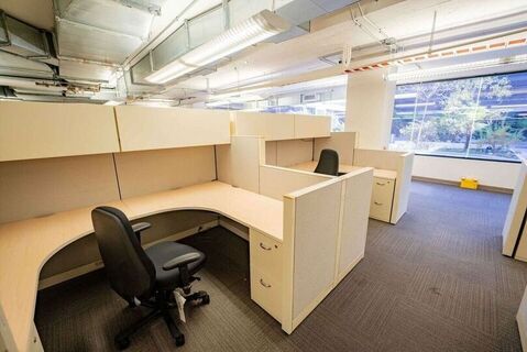 Suite 2000: OFFICE CUBICLES / ATRIUM 55k sf (LAX) | Rent this location ...
