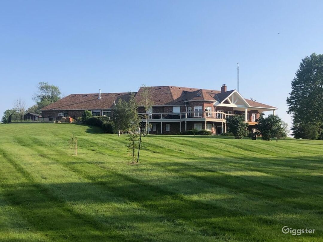 Beautiful Country Setting Estate | Rent this location on Giggster