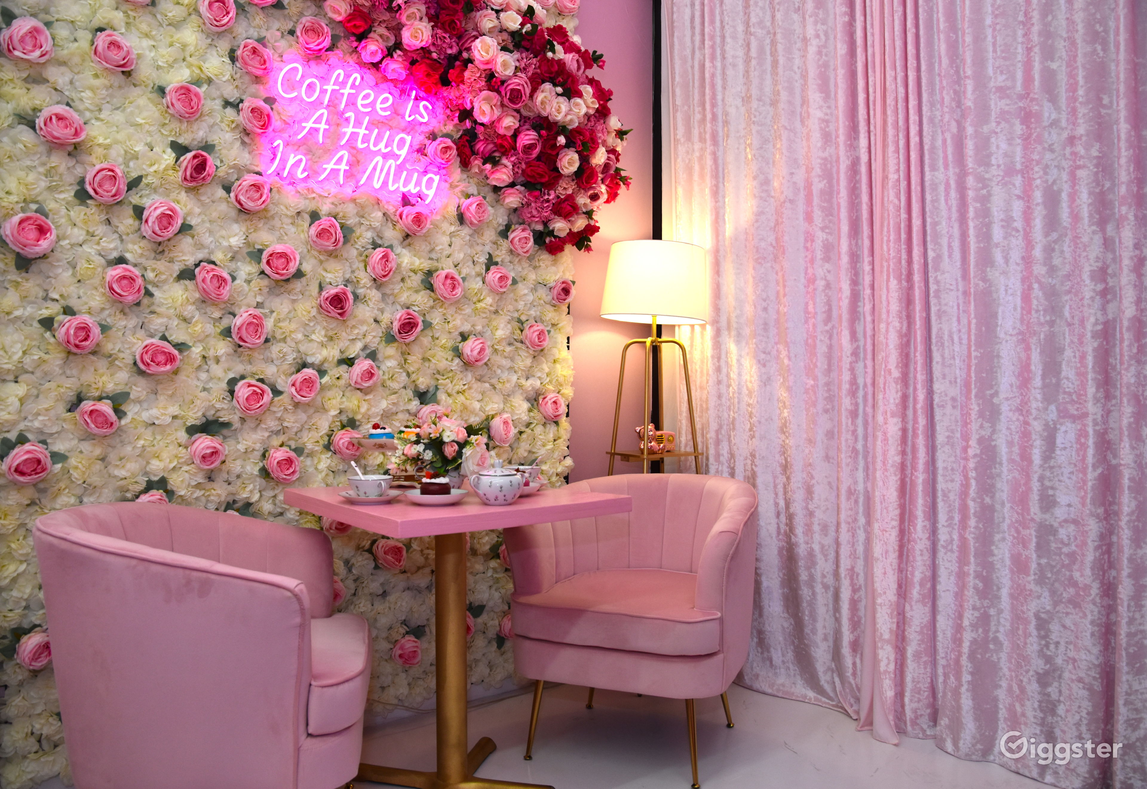 Shades of Pink Floral Photo Studio | Rent this location on Giggster