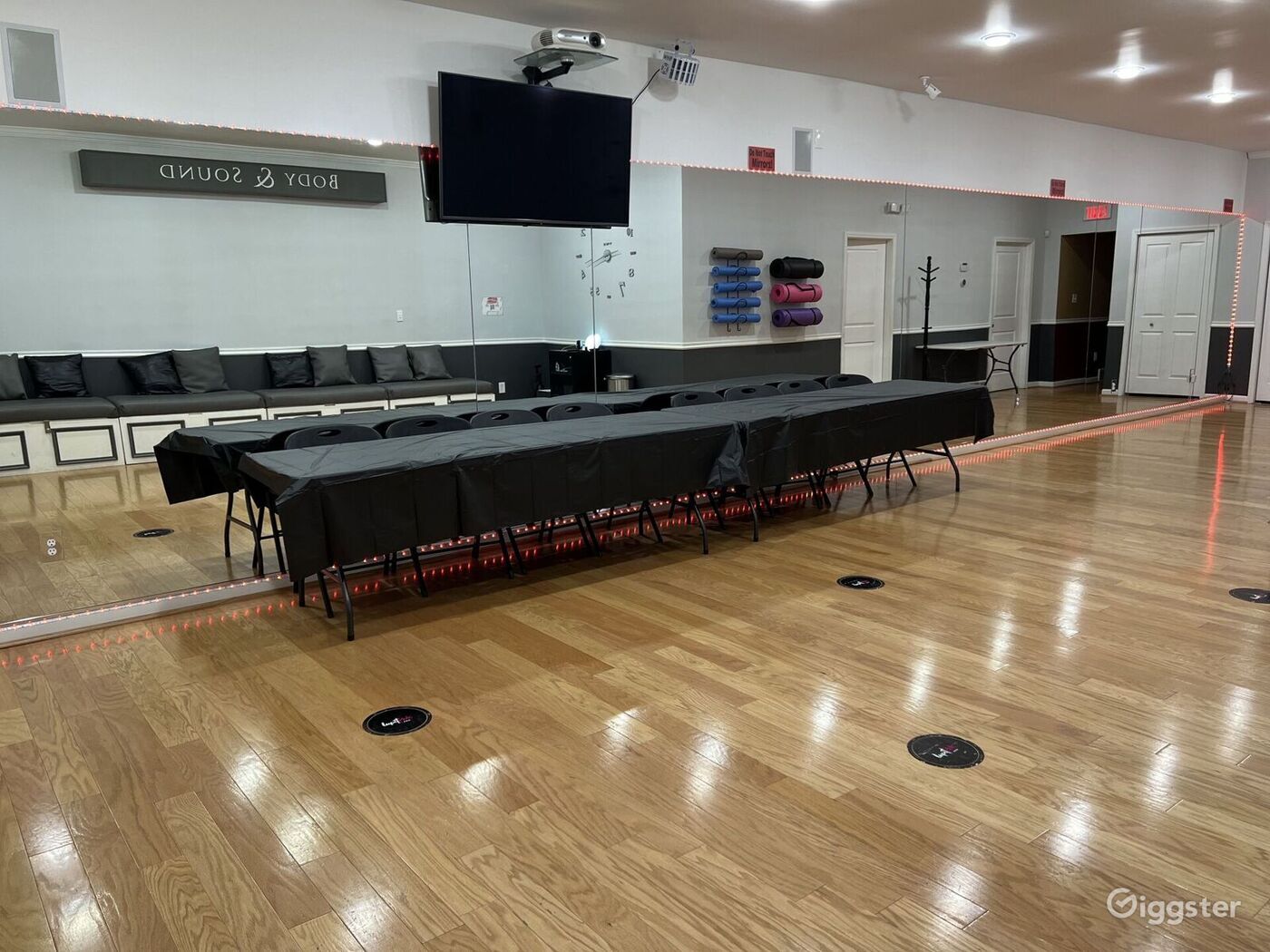 Private Secure Studio with Kitchen | Rent this location on Giggster