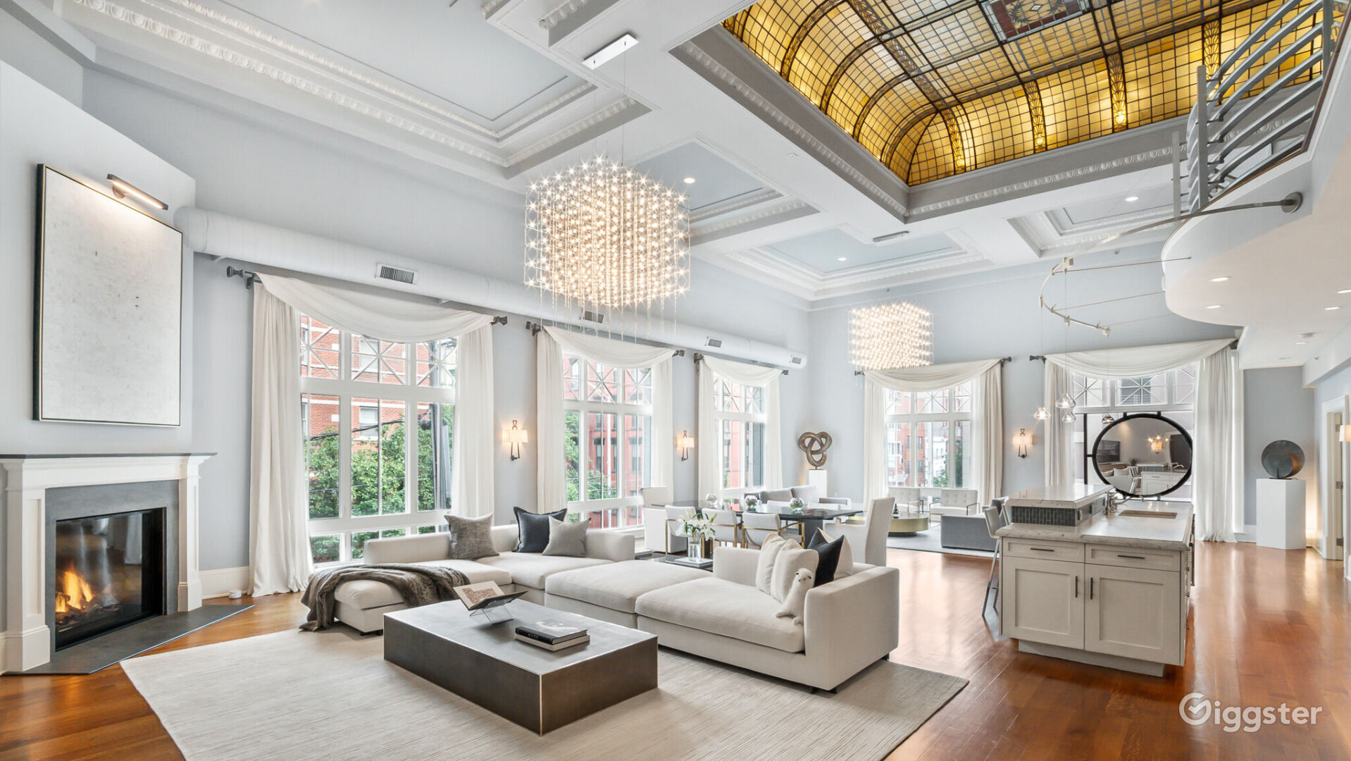 The Grand Bank Loft | Rent this location on Giggster