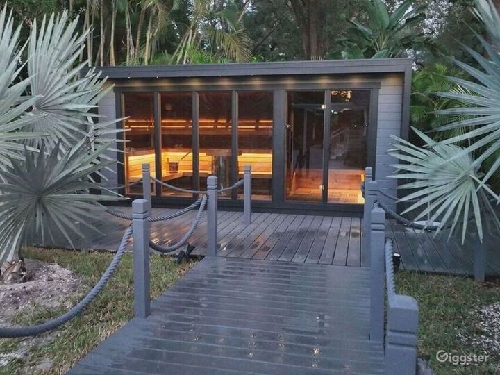 Outdoor Electric Sauna | Rent this location on Giggster
