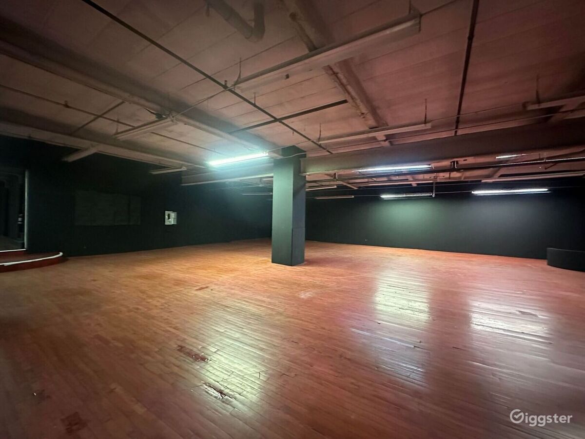Espace Esc - 7500SF gallery & events wood floor | Rent this location on ...