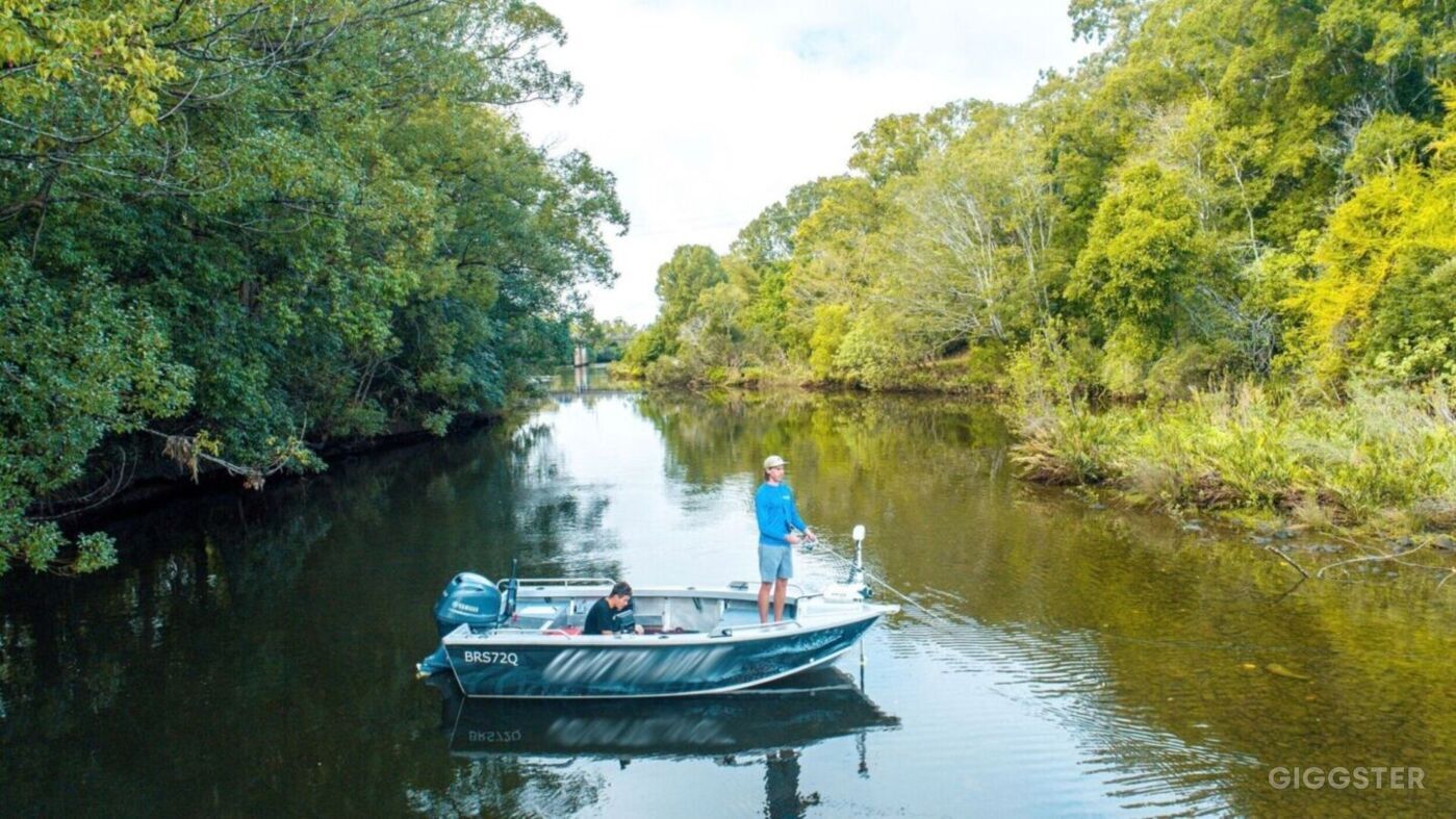 BOAT HIRE: 4.2M QUINTREX ALUMINUM PLATE | Rent this location on Giggster