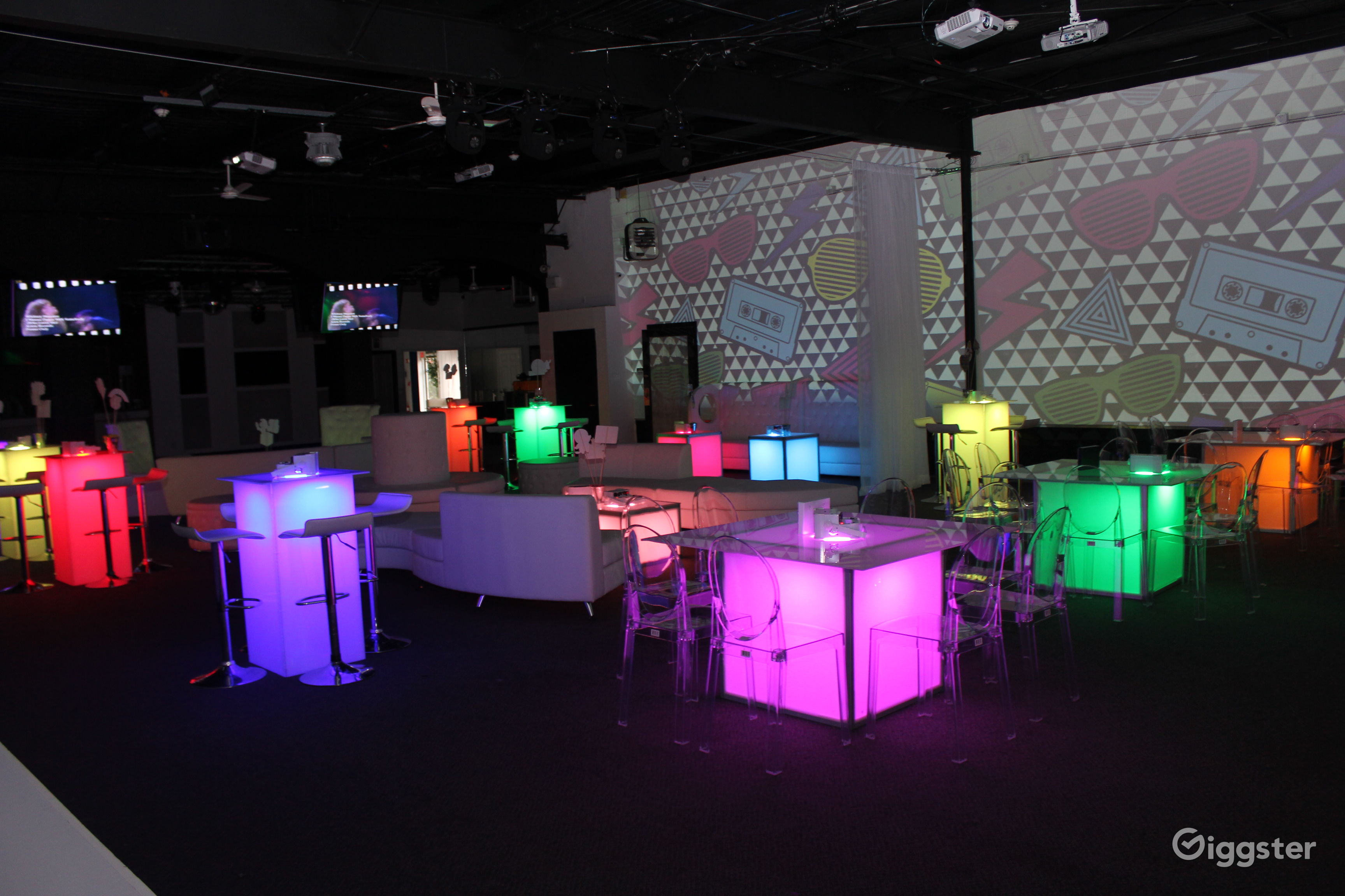 Nightclub Lounge Event Space | Rent this location on Giggster