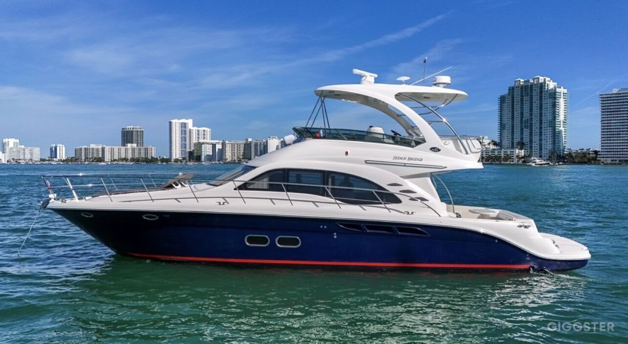 Sea Ray 56’ Flybridge Yacht | Rent this location on Giggster